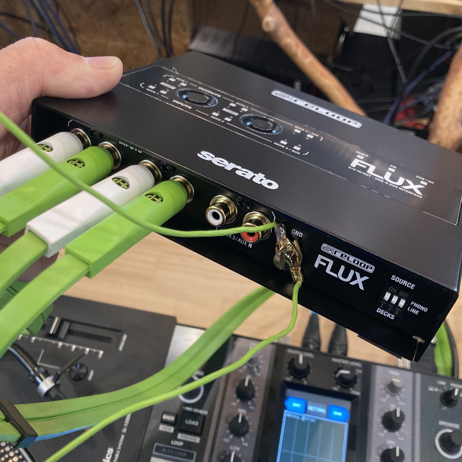 RELOOPから救世主！Serato DJ Pro専用インターフェース「FLUX」徹底解説！ | OTAIRECORD OFFICIAL BLOG